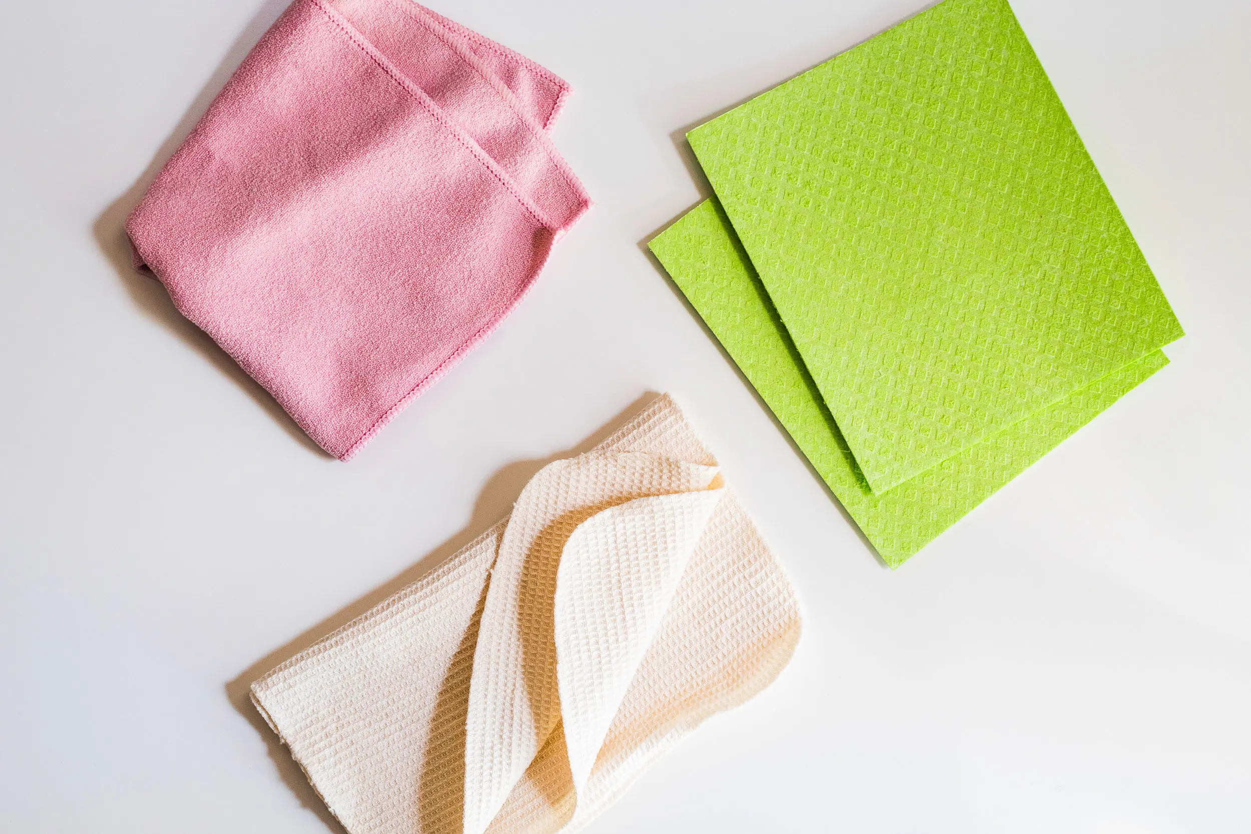 Microfiber Cloth vs Cotton Cloth: Which Cleans Better? - JenyClean